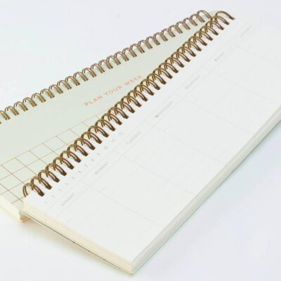 Undated Weekly Desk Planner - IPPINKA